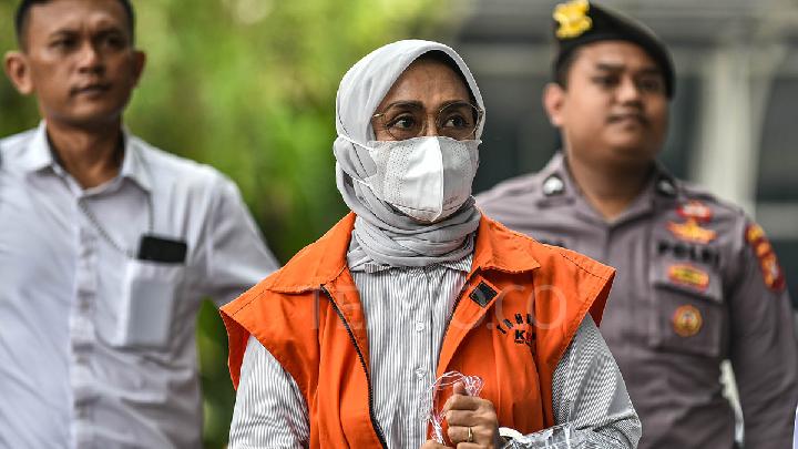 Mantan Dirut ASDP Ira Puspadewi Jalani Sidang Perdana, Didakwa Rugikan ...