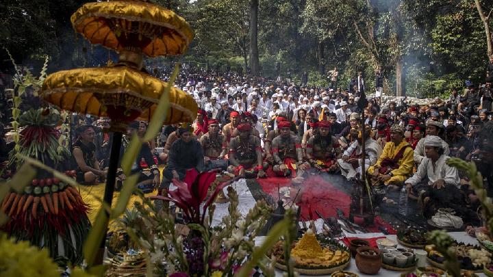 Ngertakeun Bumi Lamba Traditional Cultural Festival - foto En.tempo.co
