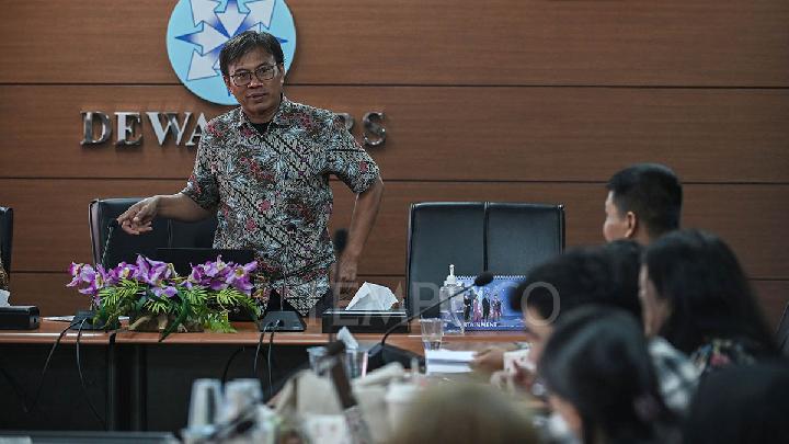 Pencabutan ID Reporter CNN, Dewan Pers: Istana Melanggar Kebebasan Pers ...