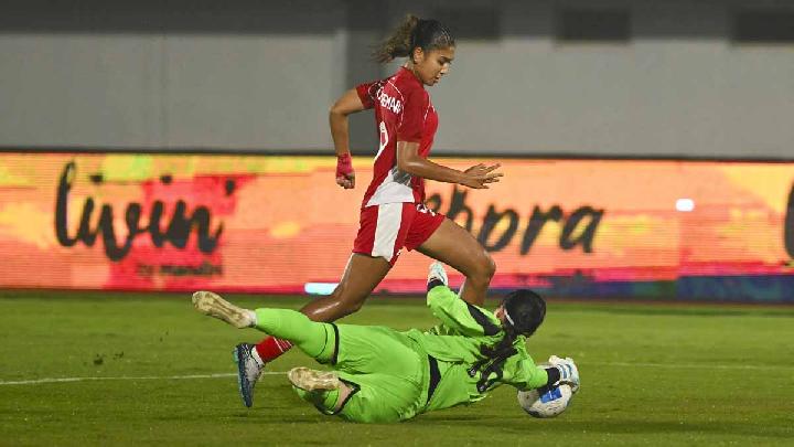 Gol Tunggal Isa Guusje Warps Bawa Timnas Putri Indonesia Kalahkan ...