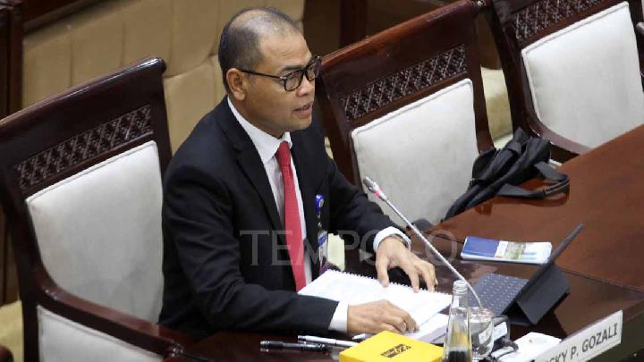 Ricky Perdana Gozali Jalani Fit and Proper Test Calon Deputi Gubernur ...