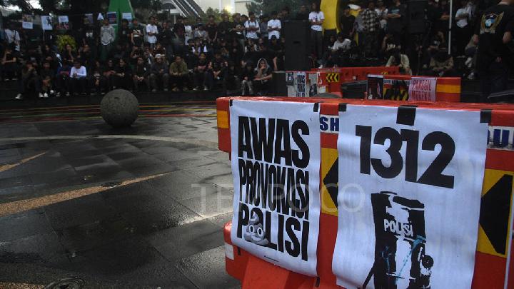 Kritik Kebijakan Represif Polisi di Bandung | tempo.co