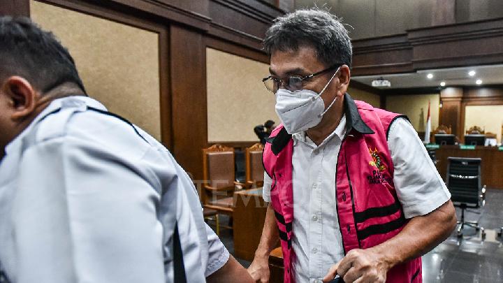 Charles Sitorus Dituntut 4 Tahun Penjara Perkara Impor Gula | tempo.co