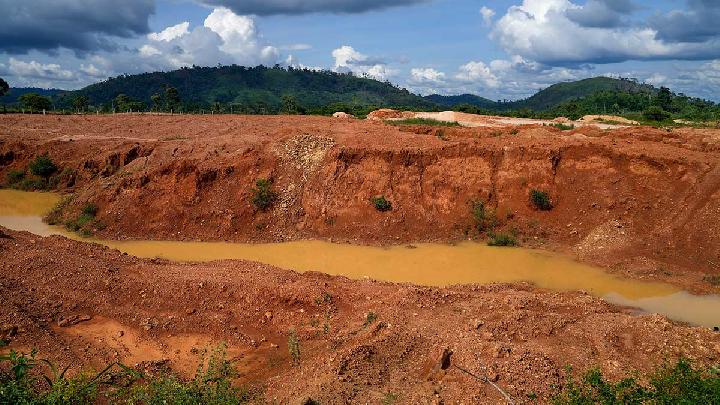 Jaringan Selundupan Merkuri Terbesar ke Amazon untuk Tambang Emas ...