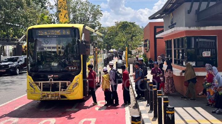 Kinerja Bus Trans Banjarbakula Setelah Setahun Diambil Alih Pemda ...