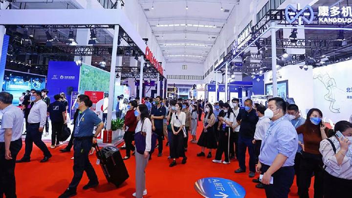 Konferensi Robot Dunia 2025: Beragam Teknologi Robotika | tempo.co