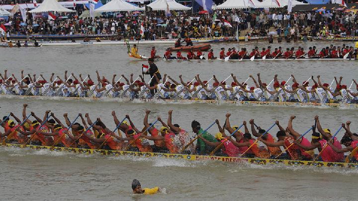 6 Fakta tentang Pacu Jalur di Kuantan Singingi Riau | tempo.co