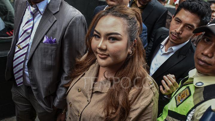 Lisa Mariana Mengaku Menerima Aliran Dana dari Bank BJB | tempo.co