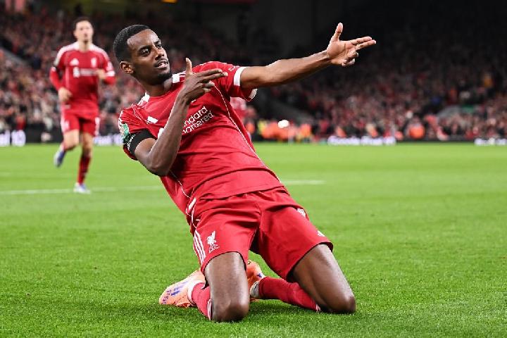 Alexander Isak Bicara Gol Perdana dan Kemenangan 100 Persen Liverpool ...