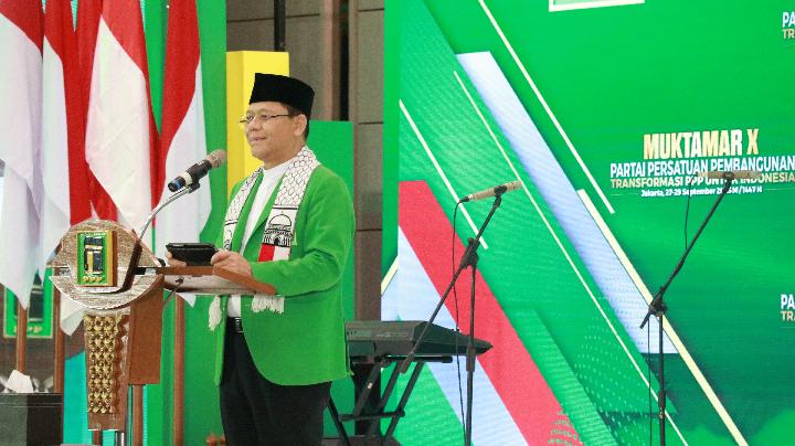 Ketua Umum PPP Mardiono di Mata Para Kader Muda | tempo.co