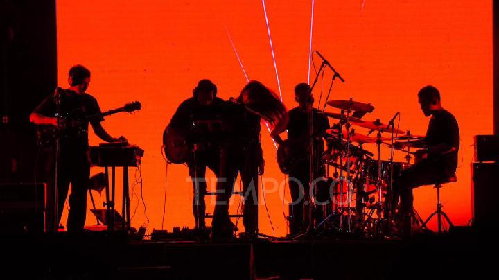 The Trees and The Wild Obati Rindu Fans di Synchronize Fest 2025 | tempo.co