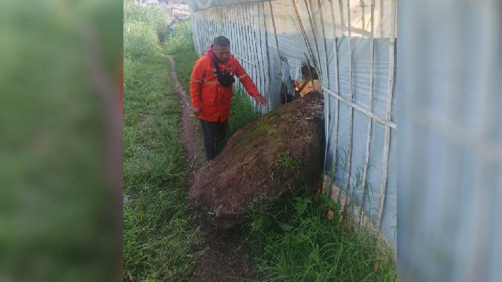 Jalan Sekitar Gunung Batu Lembang akan Dipasangi Rambu Runtuhan Batu ...