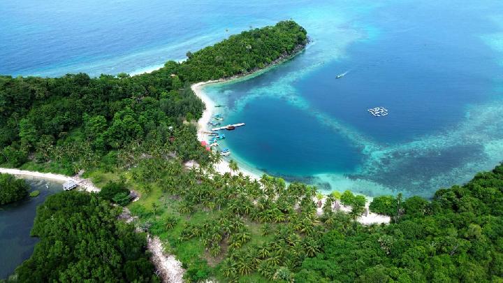 Island Hopping in Gorontalo - foto En.tempo.co