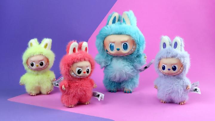 Sony Pictures Siap Garap Film Labubu, Si Monster Imut yang Lagi Jadi ...