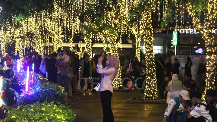 Keindahan Jakarta Light Festival 2025 | tempo.co
