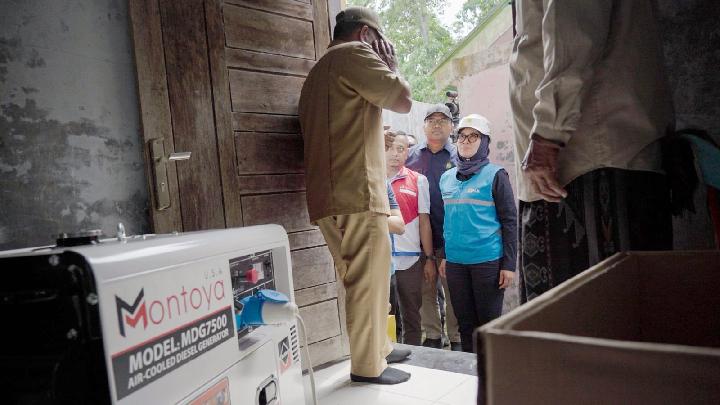 PLN dan ESDM kirim 1.000 Genset, Bangkitkan Semangat Korban Banjir Aceh ...