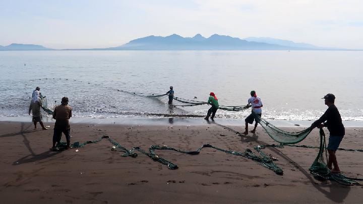 Amankan Stok Ramadan, KKP Kejar Target 3,57 Juta Ton Ikan | tempo.co