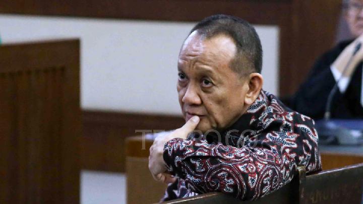 Eks Sekretaris MA Nurhadi Dituntut 7 Tahun Penjara | tempo.co