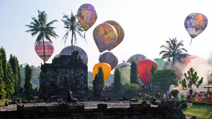 Festival Balon Ngawen Memeriahkan Waisak 2026 | tempo.co