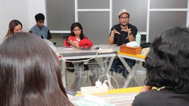 Ronny Gani dan Quinn Salman Kunjungi Tempo | tempo.co