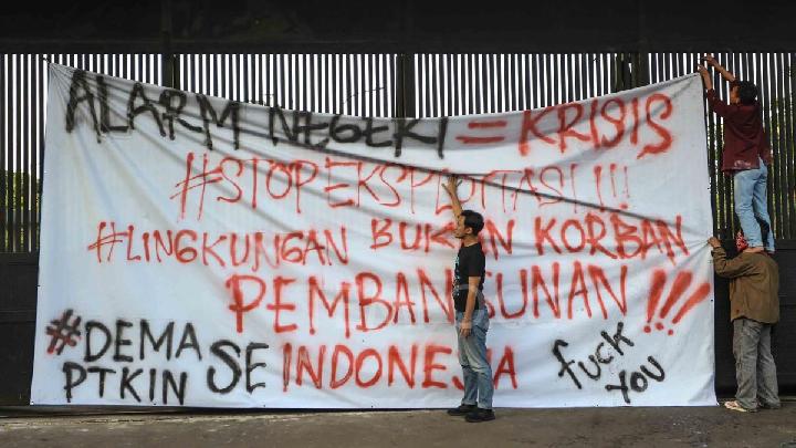 Demo di DPR, Mahasiswa Tolak Proyek Perusak Lingkungan | tempo.co