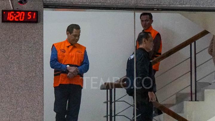 KPK Tahan Bupati Muara Enim Edison | tempo.co